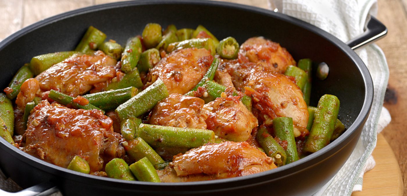 Frango com quiabo, um delicioso prato de Minas